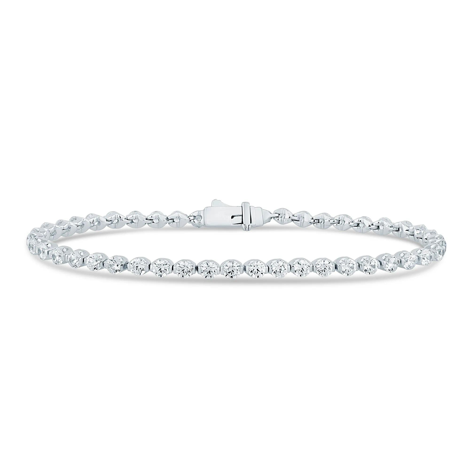 Lab Grown Diamond Tennis Bracelet in 14K Gold