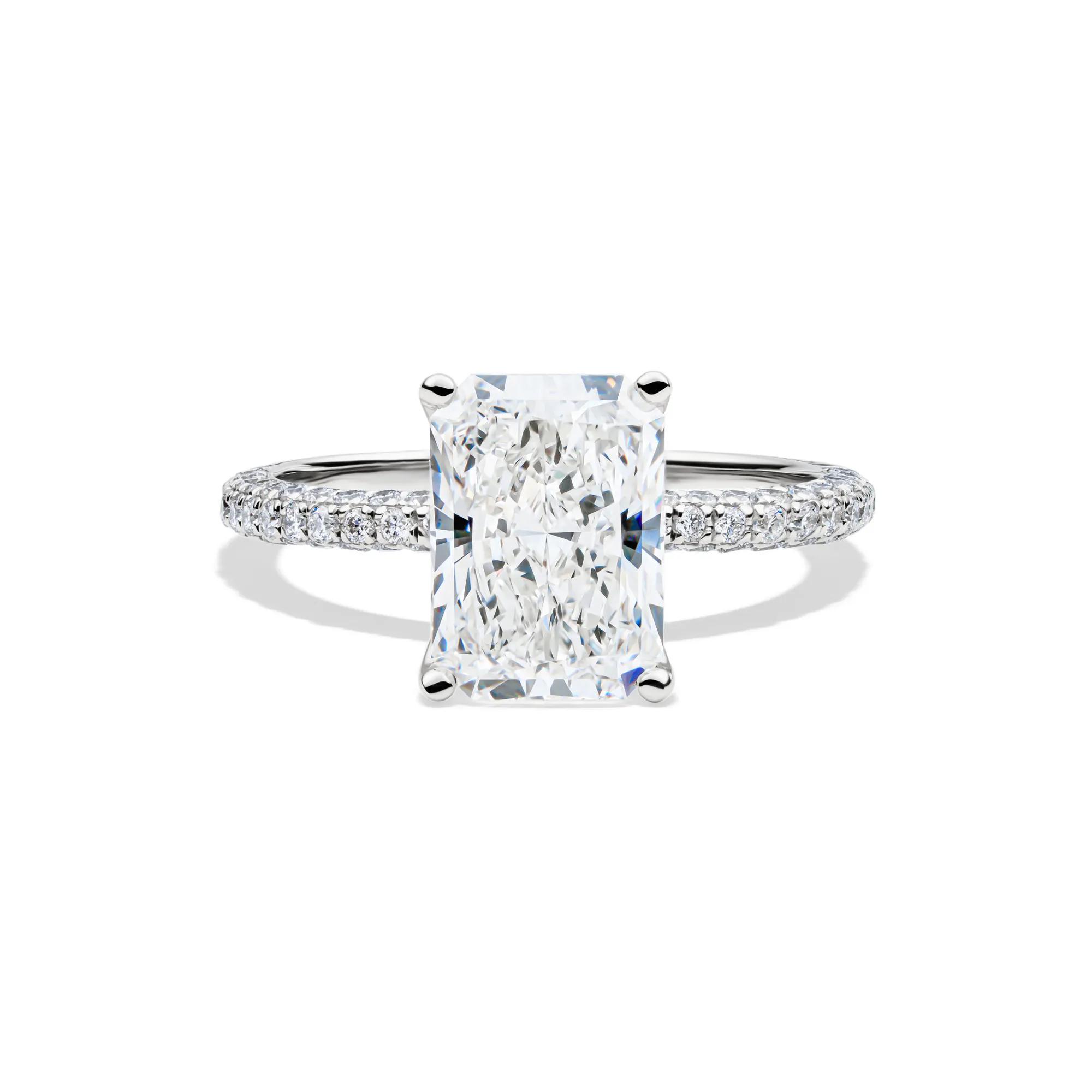rêve Isla Lab Grown Diamond Engagement Ring