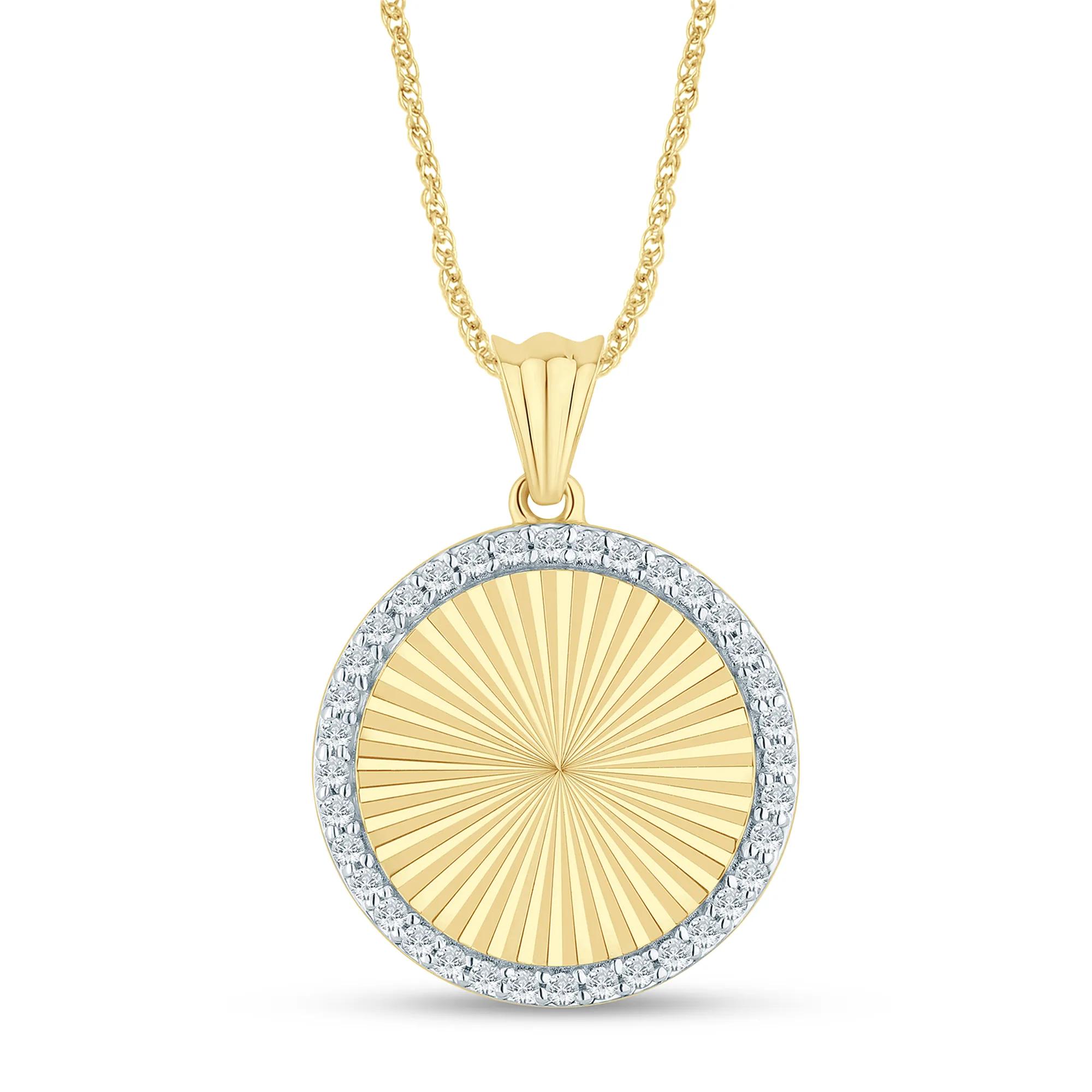 Diamond Accent Medallion Pendant in 10K Gold (1/7 ct. tw.)